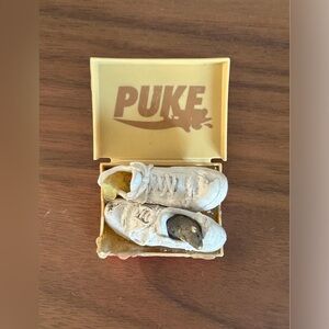 Zuru | Toys | Zuru Mega Gross Minis Series Puke Shoes Just Spew It ...